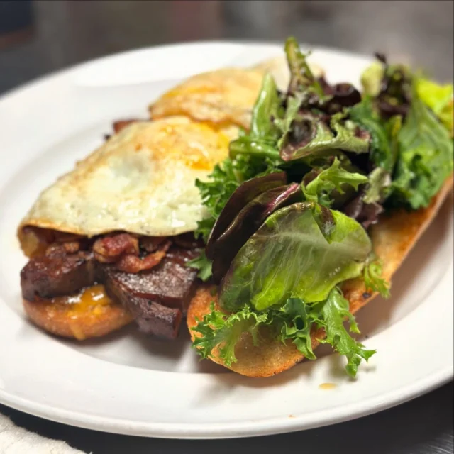 Downtown Phoenix Bistro Wine Bar - The Farish House - 816 N. 3rd St.